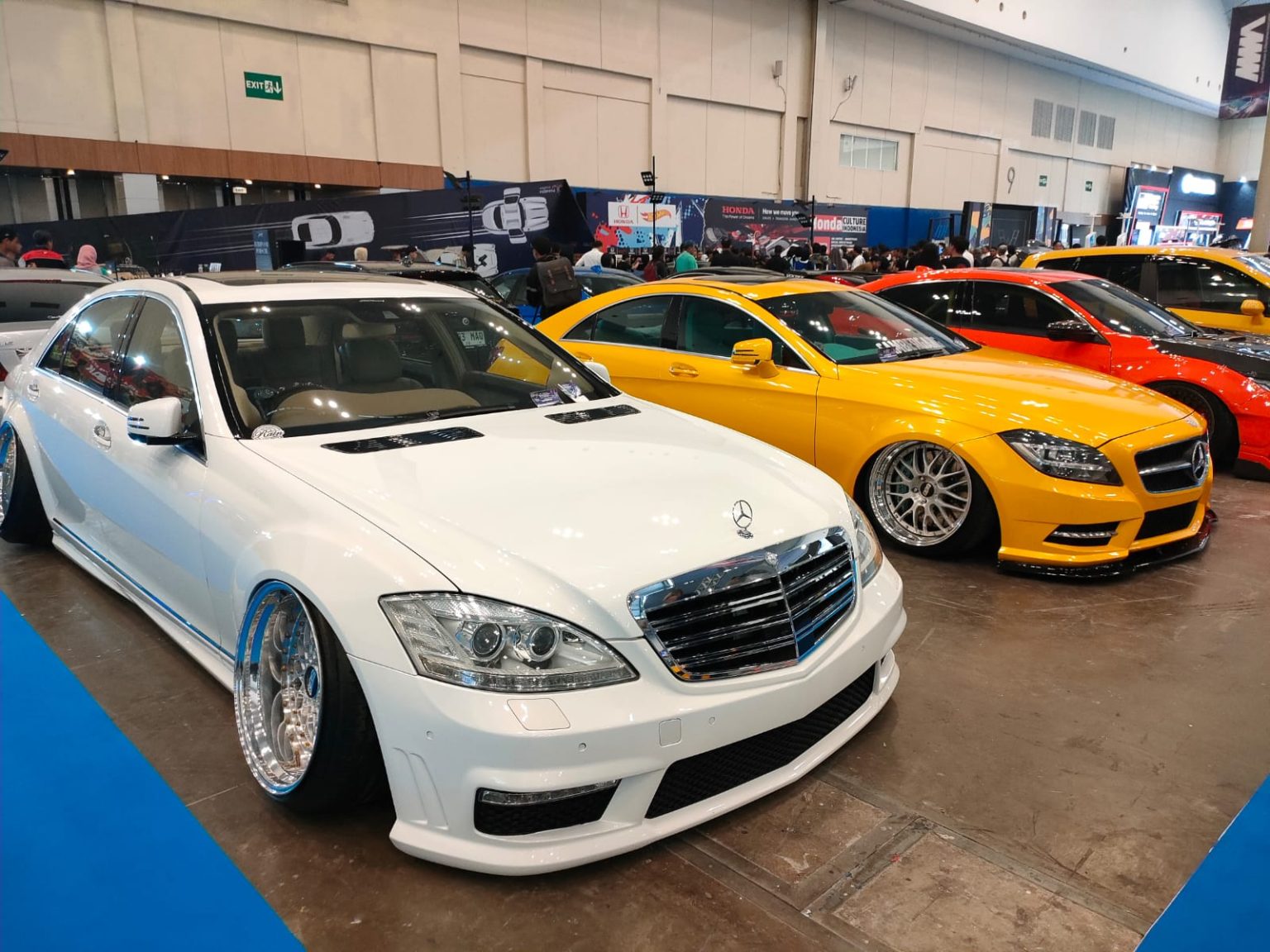 Ini Poster Resmi IMX 2025, Gambarkan Evolusi Industri Otomotif ...