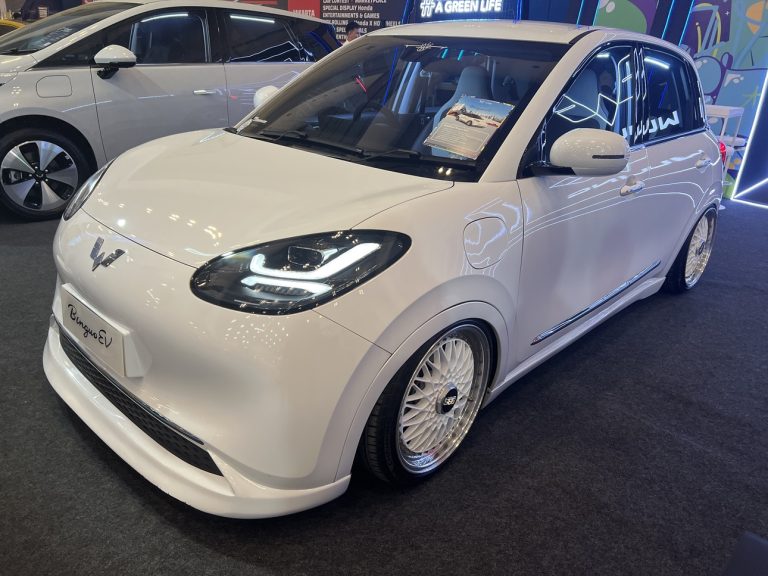 Wuling Meriahkan IMX 2024 dengan BinguoEV dan Alvez Modifikasi - GetPost.id